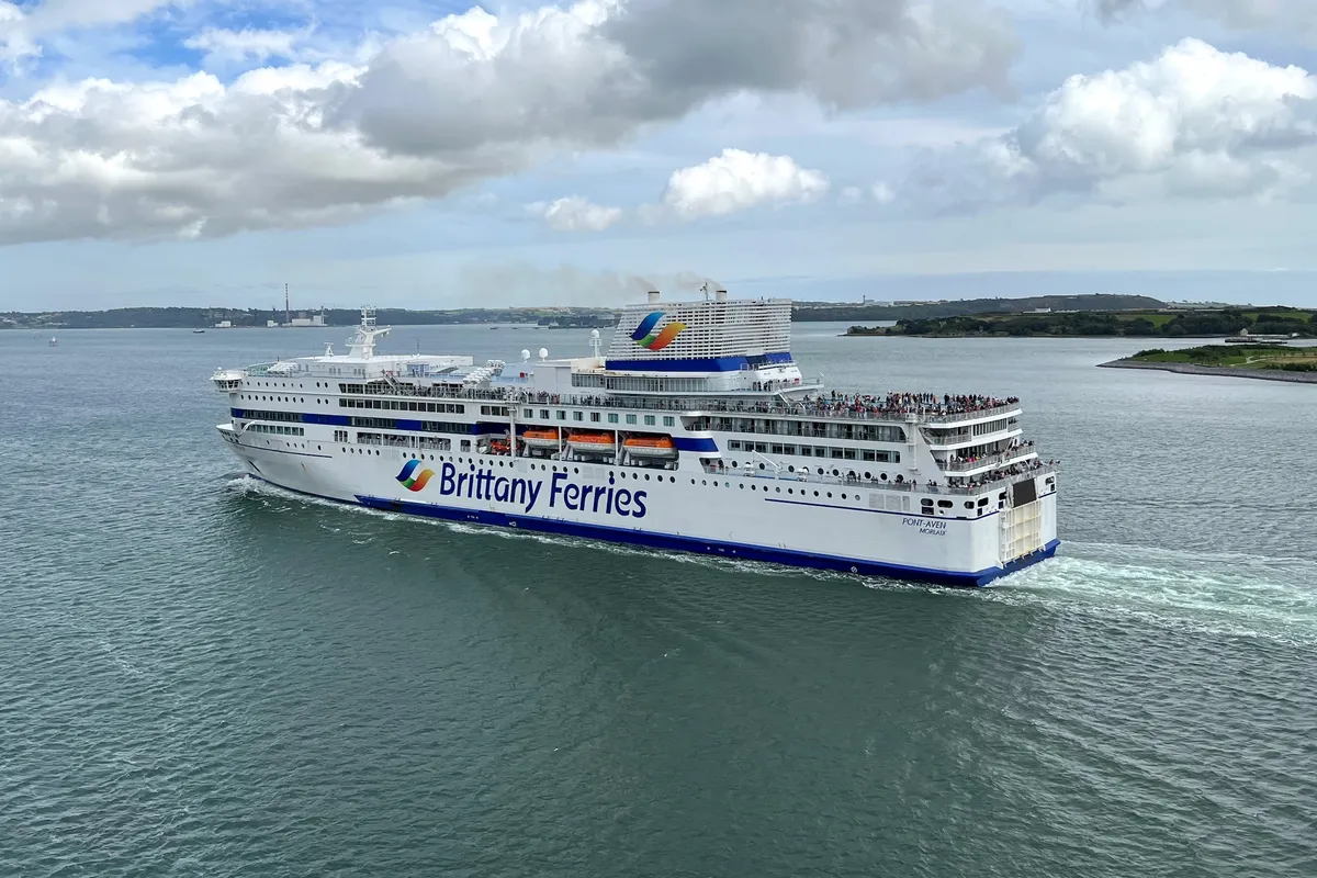 Ferries to Ireland - routes, tickets, prices